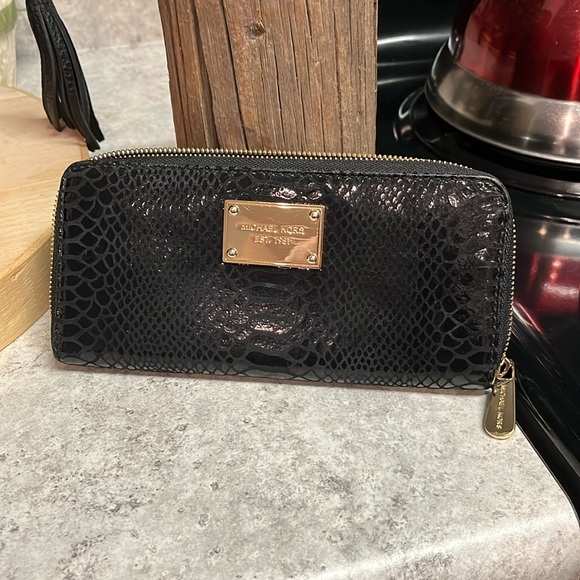 Michael Kors | Bags | Michael Kors Black Glossy Python Embossed Leather ...